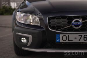 Zils Volvo XC70 2015 Rīga, ar dzinēja tilpumu 2.00 L un nobraukumu 323 tūkst. km par 9450 €, foto 12 vietnē AUTOMOTO.COM.LV