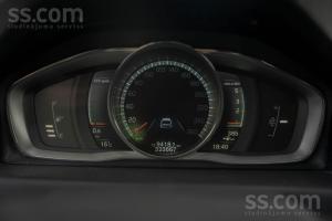 Zils Volvo XC70 2015 Rīga, ar dzinēja tilpumu 2.00 L un nobraukumu 323 tūkst. km par 9450 €, foto 19 vietnē AUTOMOTO.COM.LV