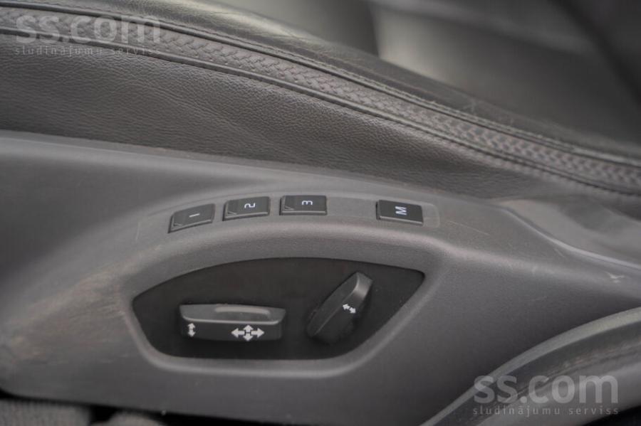 Zils Volvo XC70 2015 Rīga, ar dzinēja tilpumu 2.00 L un nobraukumu 323 tūkst. km par 9450 €, foto 25 vietnē AUTOMOTO.COM.LV