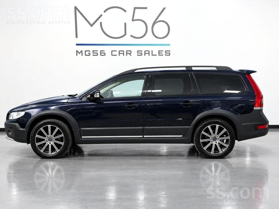 Blue Volvo XC70 2015 in Riga, with an engine capacity of 2.00 L and mileage of 228 thousand km for 10690 €, photo 6 on AUTOMOTO.COM.LV