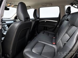 Blue Volvo XC70 2015 in Riga, with an engine capacity of 2.00 L and mileage of 228 thousand km for 10690 €, photo 11 on AUTOMOTO.COM.LV