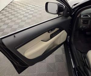 Zils Volvo XC70 2016 Marijampole, ar dzinēja tilpumu 2.40 L un nobraukumu 275 tūkst. km par 12650 €, foto 7 vietnē AUTOMOTO.COM.LV