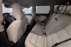 Zils Volvo XC70 2016 Marijampole, ar dzinēja tilpumu 2.40 L un nobraukumu 275 tūkst. km par 12650 €, foto 12 vietnē AUTOMOTO.COM.LV