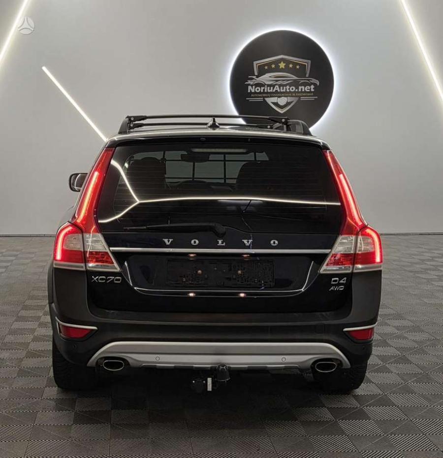 Zils Volvo XC70 2016 Marijampole, ar dzinēja tilpumu 2.40 L un nobraukumu 275 tūkst. km par 12650 €, foto 15 vietnē AUTOMOTO.COM.LV