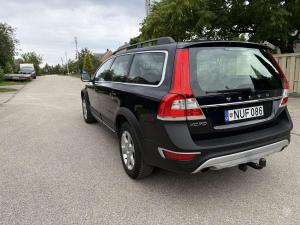 Blue Volvo XC70 2016 in Vilkaviskis, with an engine capacity of 1.97 L and mileage of 270 thousand km for 10500 €, photo 8 on AUTOMOTO.COM.LV