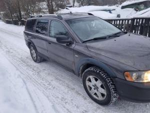 Brūns Volvo XC70 2004 Kauņa, ar dzinēja tilpumu 2.40 L un nobraukumu 454 tūkst. km par 1900 €, foto 3 vietnē AUTOMOTO.COM.LV
