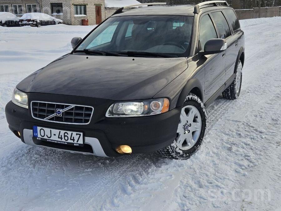 Brūns Volvo XC70 2006 Talsi, ar dzinēja tilpumu 2.40 L un nobraukumu 348 tūkst. km par 4999 €, foto 7 vietnē AUTOMOTO.COM.LV