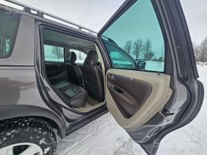 Brūns Volvo XC70 2006 Talsi, ar dzinēja tilpumu 2.40 L un nobraukumu 348 tūkst. km par 4999 €, foto 16 vietnē AUTOMOTO.COM.LV