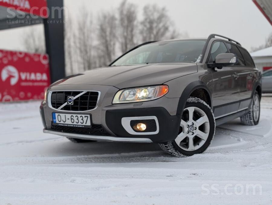 Brūns Volvo XC70 2007 Rīga, ar dzinēja tilpumu 2.40 L un nobraukumu 268 tūkst. km par 5550 €, foto 1 vietnē AUTOMOTO.COM.LV