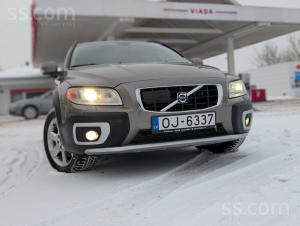 Brūns Volvo XC70 2007 Rīga, ar dzinēja tilpumu 2.40 L un nobraukumu 268 tūkst. km par 5550 €, foto 3 vietnē AUTOMOTO.COM.LV