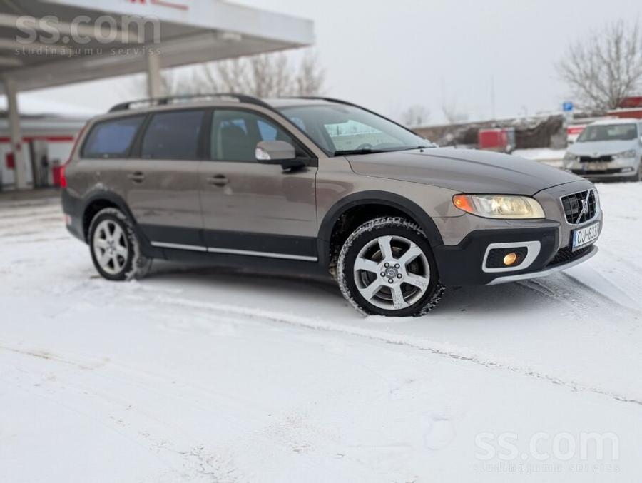 Brūns Volvo XC70 2007 Rīga, ar dzinēja tilpumu 2.40 L un nobraukumu 268 tūkst. km par 5550 €, foto 5 vietnē AUTOMOTO.COM.LV