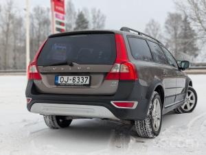 Brūns Volvo XC70 2007 Rīga, ar dzinēja tilpumu 2.40 L un nobraukumu 268 tūkst. km par 5550 €, foto 6 vietnē AUTOMOTO.COM.LV