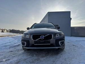 Brūns Volvo XC70 2011 Utena, ar dzinēja tilpumu 2.40 L un nobraukumu 235 tūkst. km par 8100 €, foto 4 vietnē AUTOMOTO.COM.LV