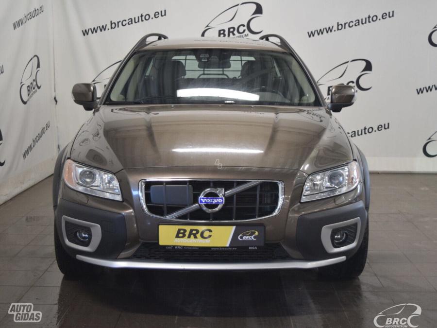 Brūns Volvo XC70 2011 Rīga, ar dzinēja tilpumu 2.40 L un nobraukumu 123 tūkst. km par 13900 €, foto 24 vietnē AUTOMOTO.COM.LV