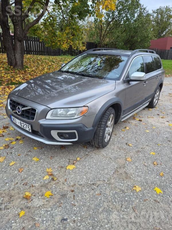 Volvo XC70 2011 in Valmiera on AUTOMOTO.COM.LV Brown Volvo XC70 2011 in Valmiera, with an engine capacity of 2.40 L and mileage of 277 thousand km for 5200 €, photo 1 on AUTOMOTO.COM.LV