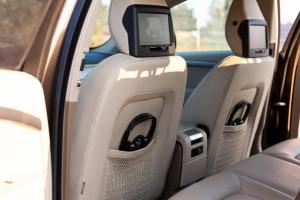 Brūns Volvo XC70 2012 Rīga, ar dzinēja tilpumu 2.40 L un nobraukumu 292 tūkst. km par 12900 €, foto 13 vietnē AUTOMOTO.COM.LV
