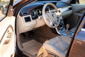 Brūns Volvo XC70 2012 Rīga, ar dzinēja tilpumu 2.40 L un nobraukumu 292 tūkst. km par 12900 €, foto 19 vietnē AUTOMOTO.COM.LV