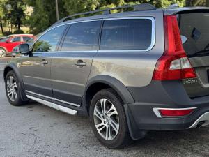 Brown Volvo XC70 2012 in Vilnius, with an engine capacity of 2.40 L and mileage of 470 thousand km for 6650 €, photo 9 on AUTOMOTO.COM.LV