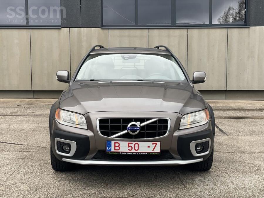 Brūns Volvo XC70 2012 Rīga, ar dzinēja tilpumu 2.40 L un nobraukumu 253 tūkst. km par 8790 €, foto 4 vietnē AUTOMOTO.COM.LV