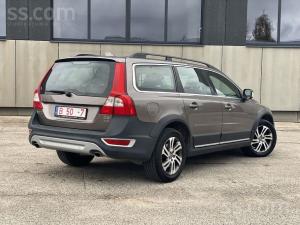 Brūns Volvo XC70 2012 Rīga, ar dzinēja tilpumu 2.40 L un nobraukumu 253 tūkst. km par 8790 €, foto 5 vietnē AUTOMOTO.COM.LV