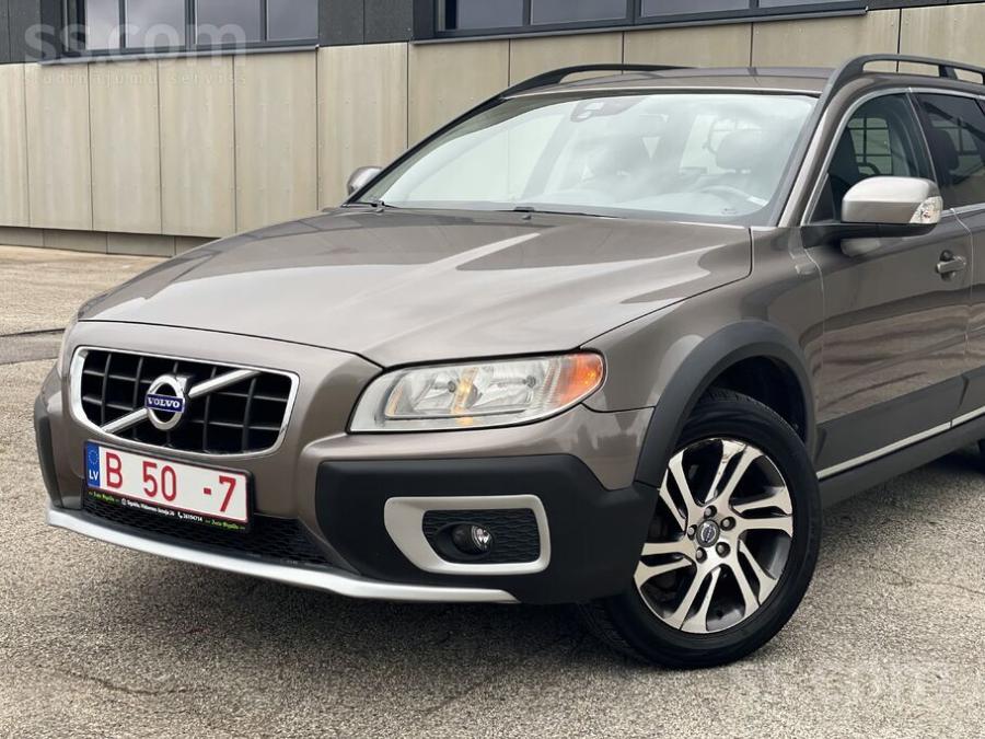 Brūns Volvo XC70 2012 Rīga, ar dzinēja tilpumu 2.40 L un nobraukumu 253 tūkst. km par 8790 €, foto 9 vietnē AUTOMOTO.COM.LV