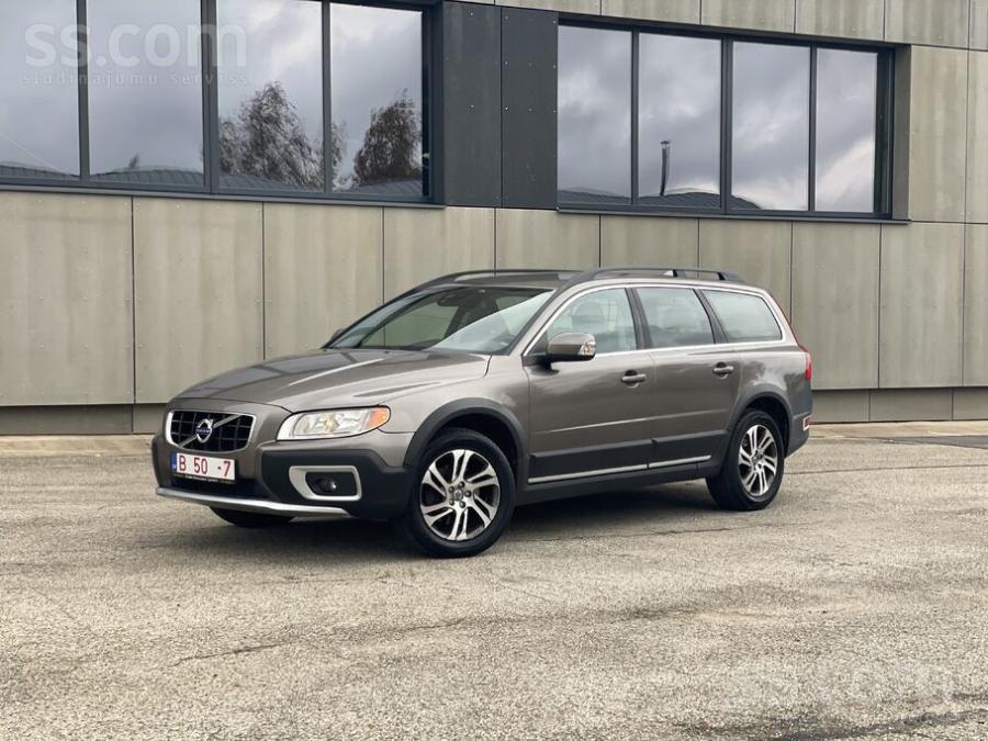 Brūns Volvo XC70 2012 Rīga, ar dzinēja tilpumu 2.40 L un nobraukumu 253 tūkst. km par 8790 €, foto 13 vietnē AUTOMOTO.COM.LV