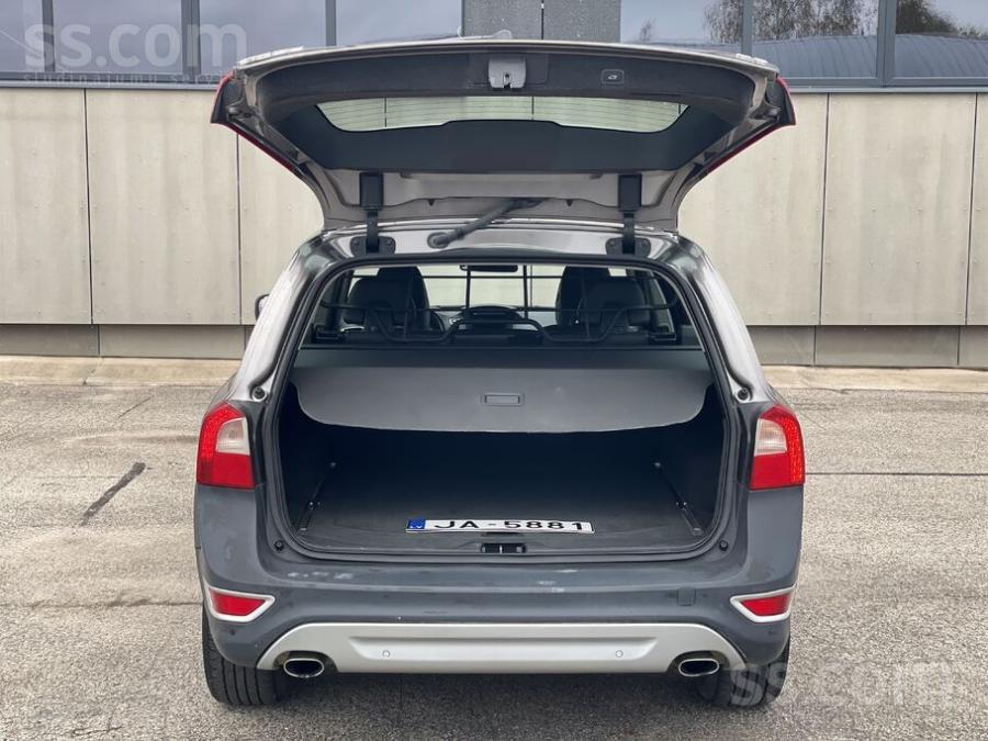 Brūns Volvo XC70 2012 Rīga, ar dzinēja tilpumu 2.40 L un nobraukumu 253 tūkst. km par 8790 €, foto 17 vietnē AUTOMOTO.COM.LV