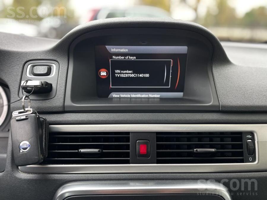 Brūns Volvo XC70 2012 Rīga, ar dzinēja tilpumu 2.40 L un nobraukumu 253 tūkst. km par 8790 €, foto 34 vietnē AUTOMOTO.COM.LV