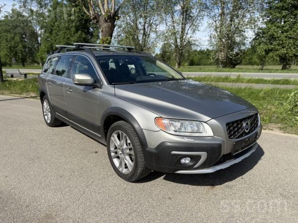 Brūns Volvo XC70 2013 Ogre, ar dzinēja tilpumu 2.40 L un nobraukumu 285 tūkst. km par 12799 €, foto 3 vietnē AUTOMOTO.COM.LV