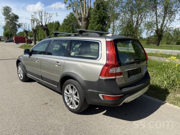 Brūns Volvo XC70 2013 Ogre, ar dzinēja tilpumu 2.40 L un nobraukumu 285 tūkst. km par 12799 €, foto 4 vietnē AUTOMOTO.COM.LV