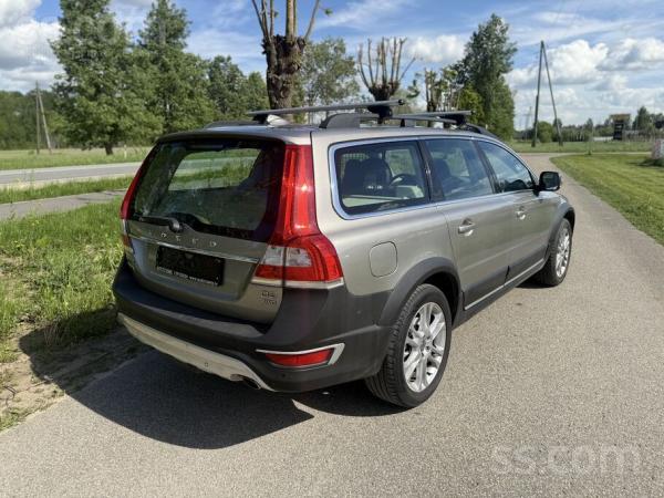 Brūns Volvo XC70 2013 Ogre, ar dzinēja tilpumu 2.40 L un nobraukumu 285 tūkst. km par 12799 €, foto 7 vietnē AUTOMOTO.COM.LV