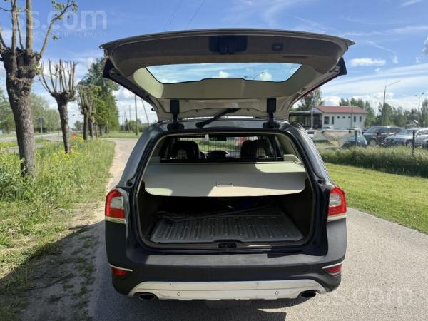 Brūns Volvo XC70 2013 Ogre, ar dzinēja tilpumu 2.40 L un nobraukumu 285 tūkst. km par 12799 €, foto 9 vietnē AUTOMOTO.COM.LV