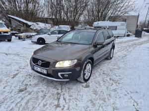 Brūns Volvo XC70 2015 Rīga, ar dzinēja tilpumu 2.40 L un nobraukumu 242 tūkst. km par 11990 €, foto  vietnē AUTOMOTO.COM.LV