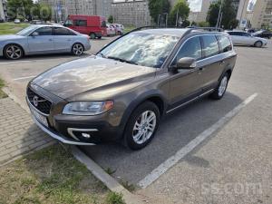 Brown Volvo XC70 2014 in Daugavpils, with an engine capacity of 2.00 L and mileage of 347 thousand km for 12300 €, photo 4 on AUTOMOTO.COM.LV