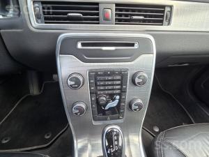 Brown Volvo XC70 2014 in Daugavpils, with an engine capacity of 2.00 L and mileage of 347 thousand km for 12300 €, photo 13 on AUTOMOTO.COM.LV