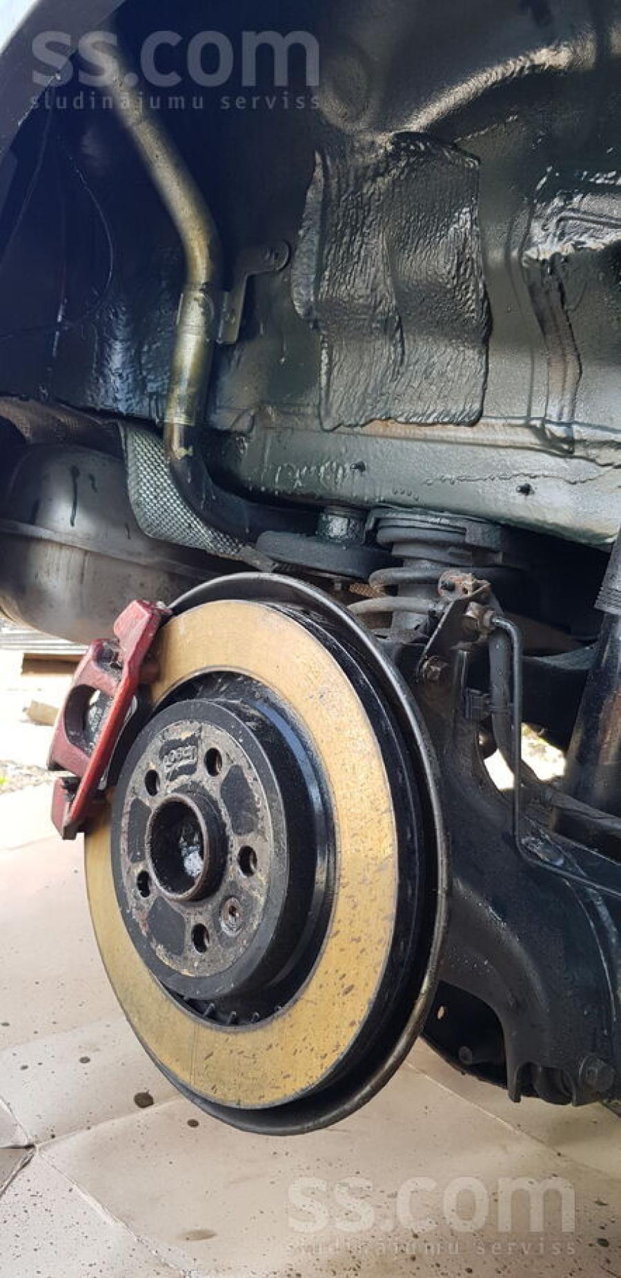 Brown Volvo XC70 2014 in Daugavpils, with an engine capacity of 2.00 L and mileage of 347 thousand km for 12300 €, photo 28 on AUTOMOTO.COM.LV