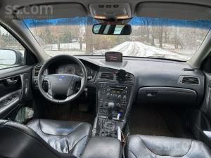 Brūns Volvo XC70 2004 Rīga, ar dzinēja tilpumu 2.40 L un nobraukumu 459 tūkst. km par 1599 €, foto 7 vietnē AUTOMOTO.COM.LV
