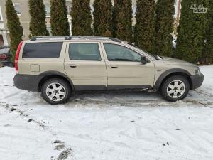 Brūns Volvo XC70 2002 Kauņa, ar dzinēja tilpumu 2.40 L un nobraukumu 340 tūkst. km par 1300 €, foto 2 vietnē AUTOMOTO.COM.LV