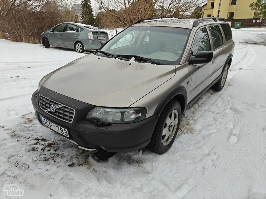 Brūns Volvo XC70 2002 Kauņa, ar dzinēja tilpumu 2.40 L un nobraukumu 340 tūkst. km par 1300 €, foto 6 vietnē AUTOMOTO.COM.LV