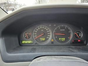 Brūns Volvo XC70 2002 Rīga, ar dzinēja tilpumu 2.40 L un nobraukumu 473 tūkst. km par 2950 €, foto 5 vietnē AUTOMOTO.COM.LV
