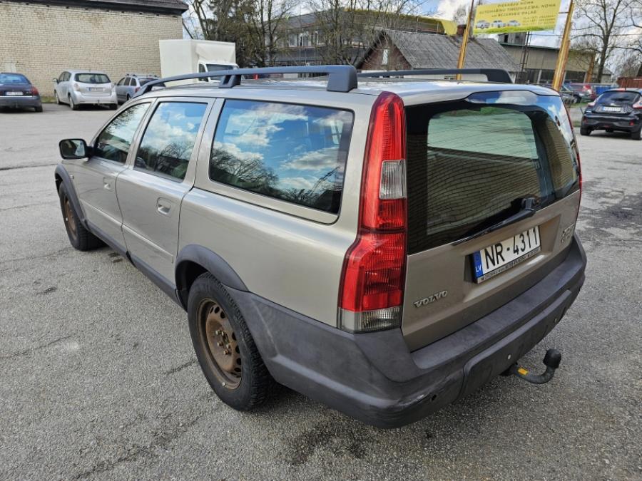 Brūns Volvo XC70 2002 Rīga, ar dzinēja tilpumu 2.40 L un nobraukumu 473 tūkst. km par 2950 €, foto 14 vietnē AUTOMOTO.COM.LV