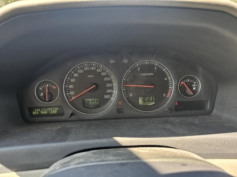 Brūns Volvo XC70 2002 Rīga, ar dzinēja tilpumu 2.40 L un nobraukumu 473 tūkst. km par 2950 €, foto 15 vietnē AUTOMOTO.COM.LV