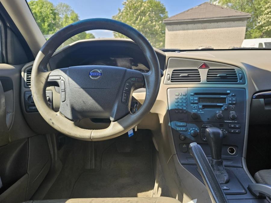 Brūns Volvo XC70 2002 Rīga, ar dzinēja tilpumu 2.40 L un nobraukumu 473 tūkst. km par 2950 €, foto 18 vietnē AUTOMOTO.COM.LV