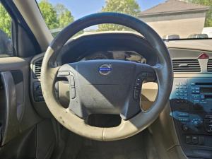 Brūns Volvo XC70 2002 Rīga, ar dzinēja tilpumu 2.40 L un nobraukumu 473 tūkst. km par 2950 €, foto 21 vietnē AUTOMOTO.COM.LV