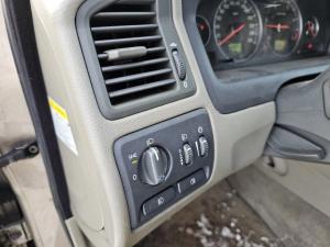 Brūns Volvo XC70 2002 Rīga, ar dzinēja tilpumu 2.40 L un nobraukumu 473 tūkst. km par 2950 €, foto 28 vietnē AUTOMOTO.COM.LV