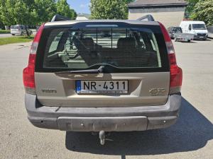 Brūns Volvo XC70 2002 Rīga, ar dzinēja tilpumu 2.40 L un nobraukumu 473 tūkst. km par 2950 €, foto 47 vietnē AUTOMOTO.COM.LV