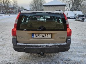 Brūns Volvo XC70 2002 Rīga, ar dzinēja tilpumu 2.40 L un nobraukumu 473 tūkst. km par 2950 €, foto 50 vietnē AUTOMOTO.COM.LV