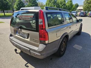 Brūns Volvo XC70 2002 Rīga, ar dzinēja tilpumu 2.40 L un nobraukumu 473 tūkst. km par 2950 €, foto 51 vietnē AUTOMOTO.COM.LV