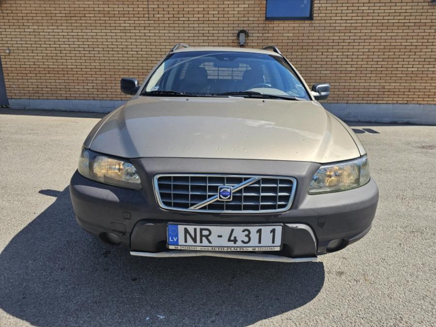 Brūns Volvo XC70 2002 Rīga, ar dzinēja tilpumu 2.40 L un nobraukumu 473 tūkst. km par 2950 €, foto 59 vietnē AUTOMOTO.COM.LV