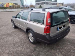 Brown Volvo XC70 2003 in Vilnius, with an engine capacity of 2.40 L and mileage of 419 thousand km for 750 €, photo 18 on AUTOMOTO.COM.LV